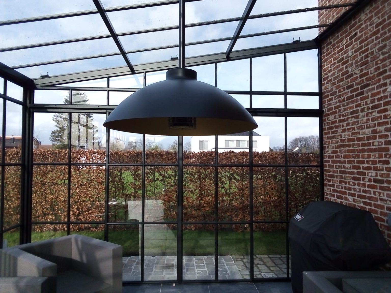 strakke moderne luifel in staal - Smederij De Stijl
